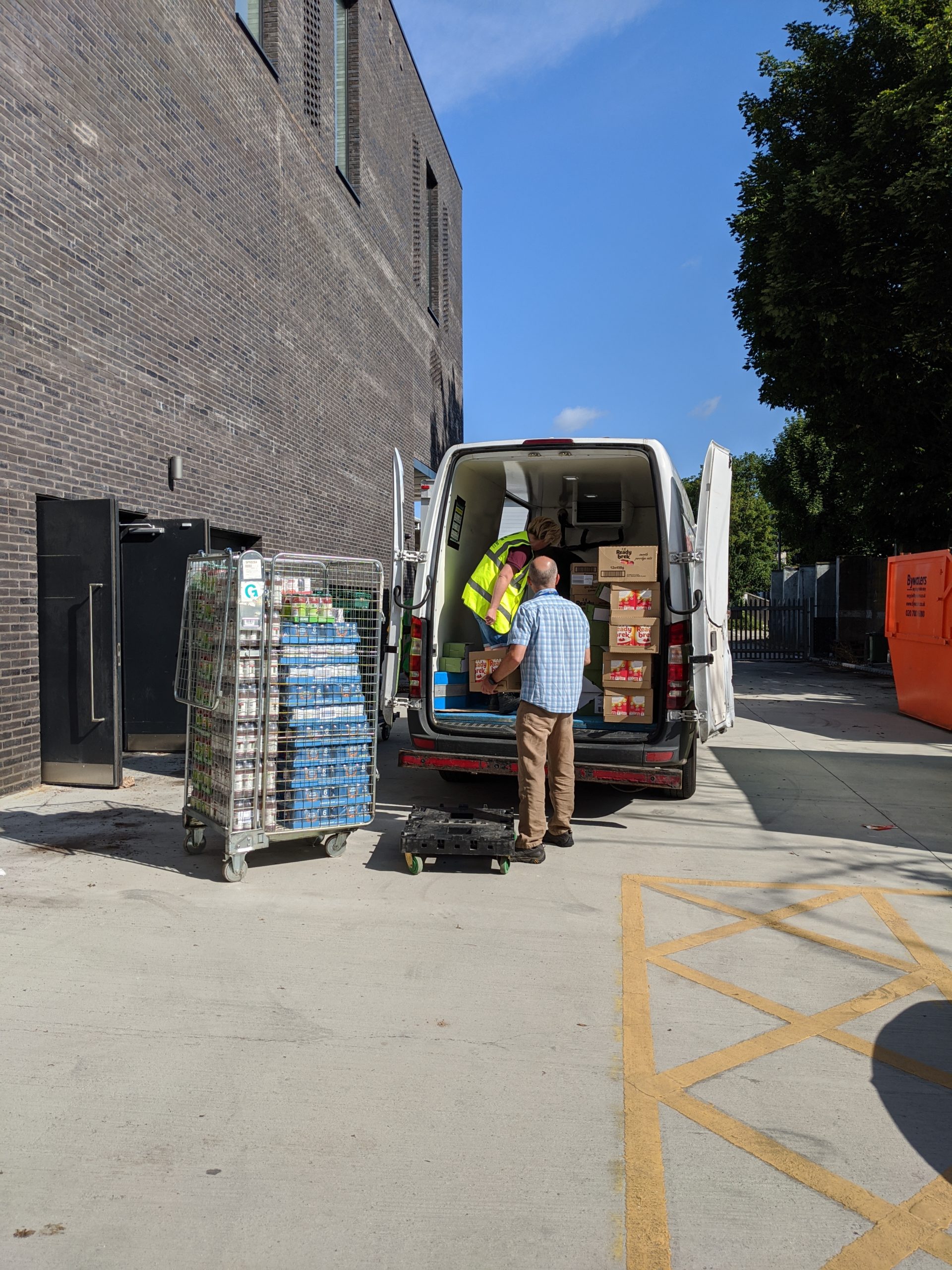 Mountview welcomes Pecan to the building - Mountview Academy of Theatre ...